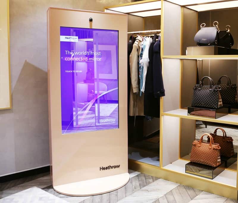 The Worlds Most Connected Mirror - An Experiential Shopper Experience